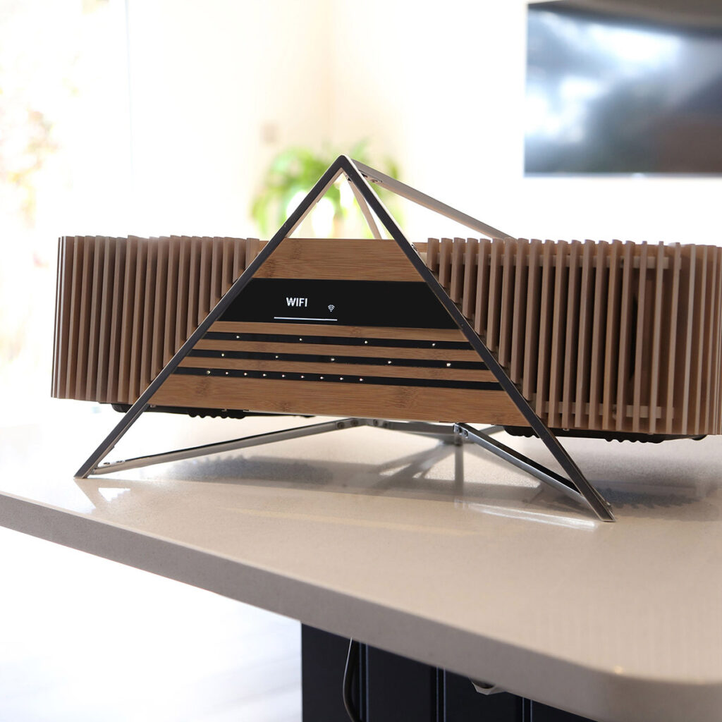 iFi Aurora - ifi-audio.vn